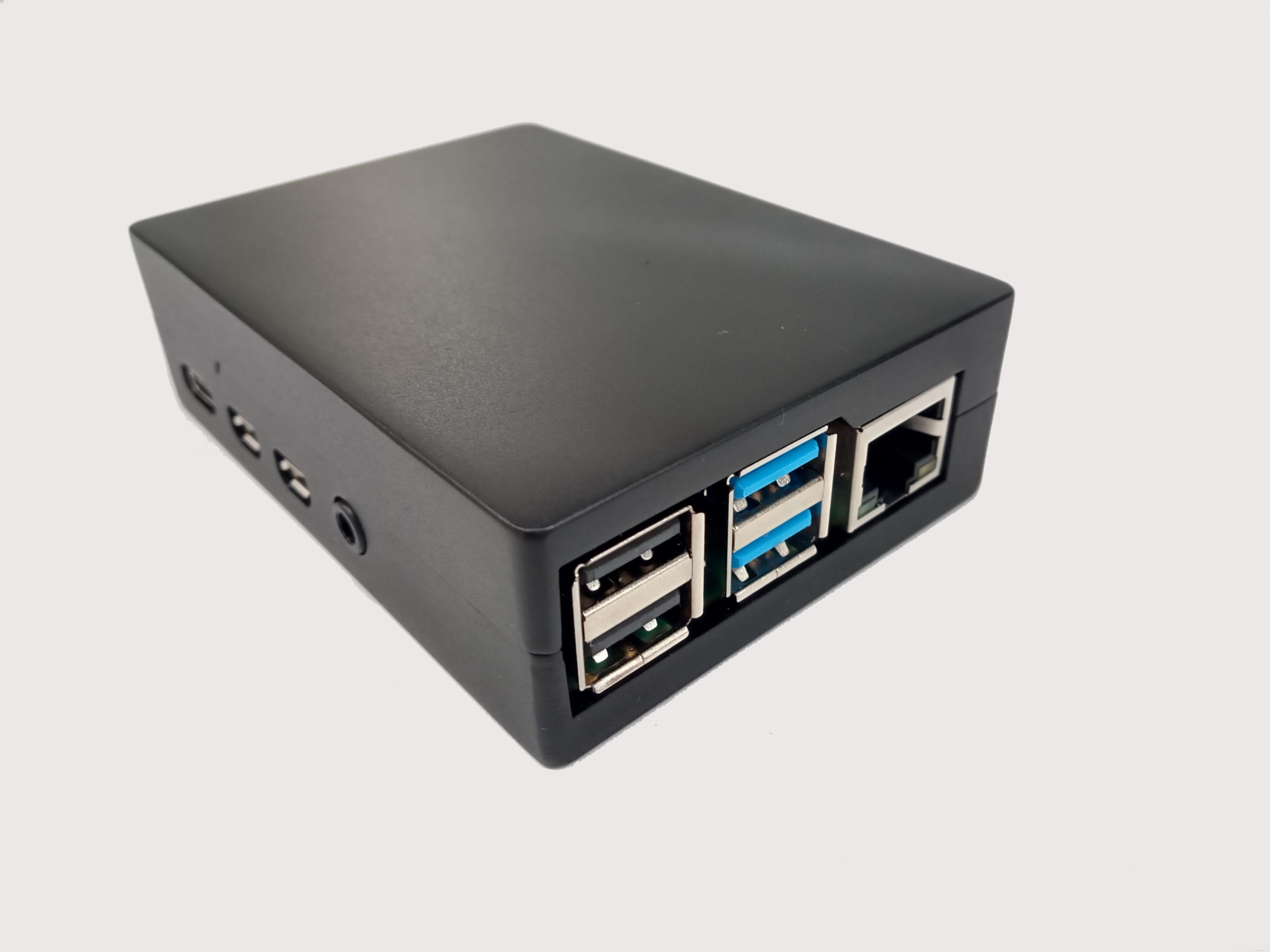 手のひらサイズの機器を置くだけで繋がる「KM VPN」 | SaaSBankのソリューション情報紹介